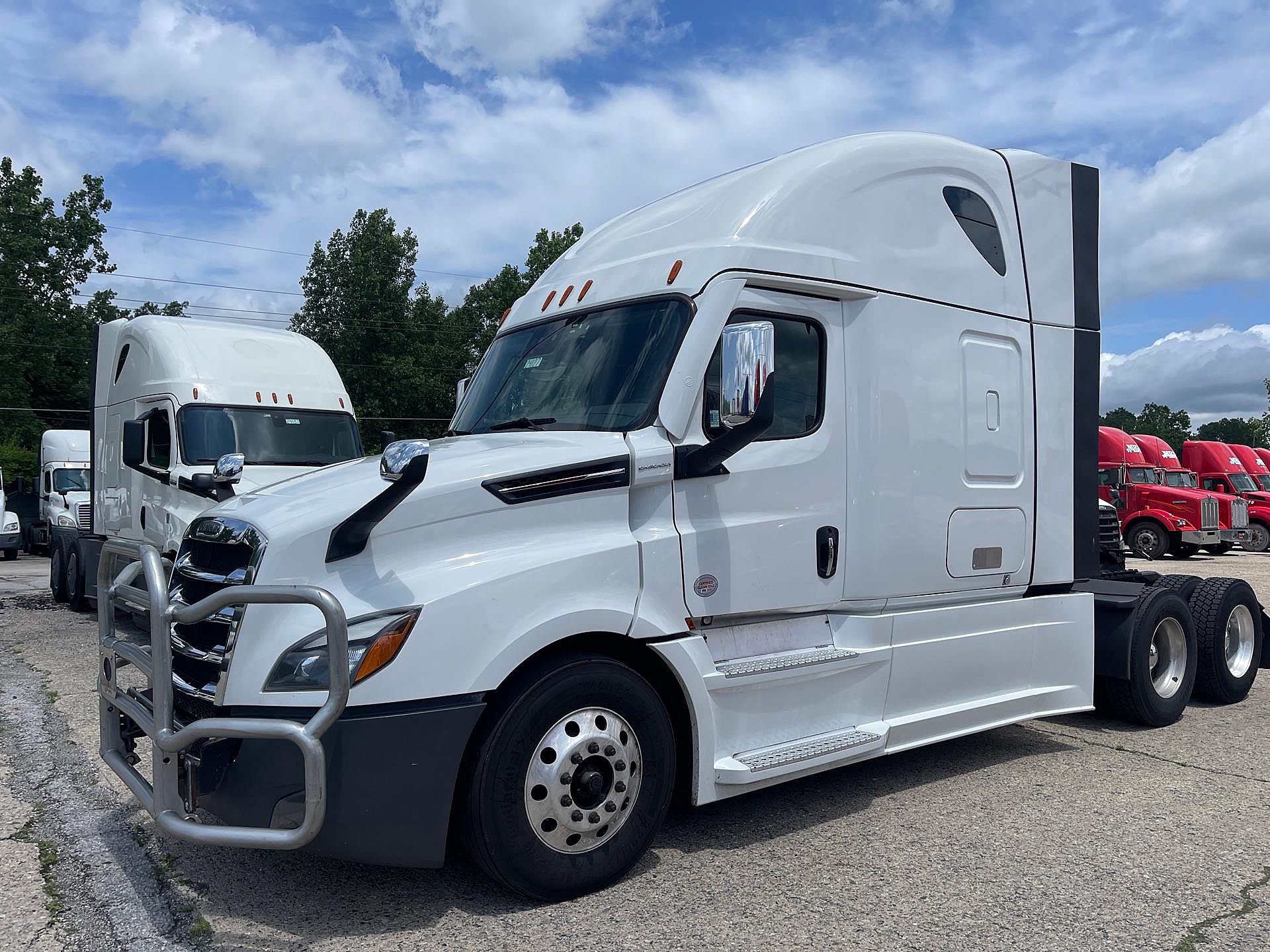 2022 Freightliner Cascadia 126 For Sale | 72" Sleeper | #24127