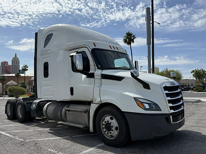 2019 Freightliner NEW CASCADIA PX12664 For Sale | 72" Sleeper | #863600