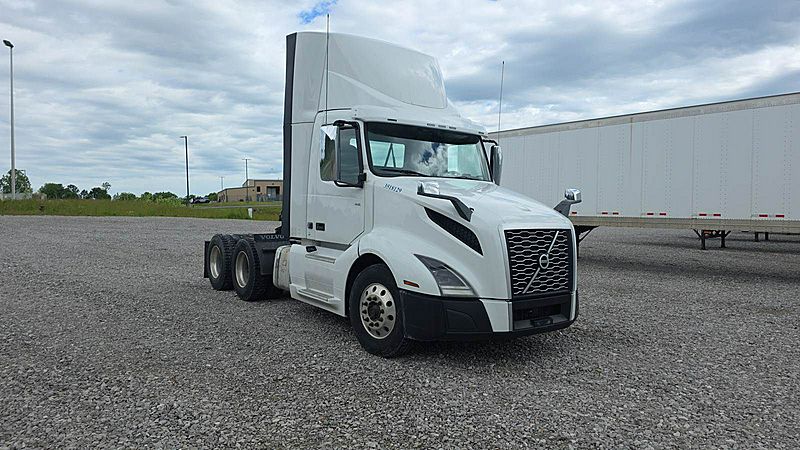 2018 Volvo VNL For Sale | Day Cab | #3518129