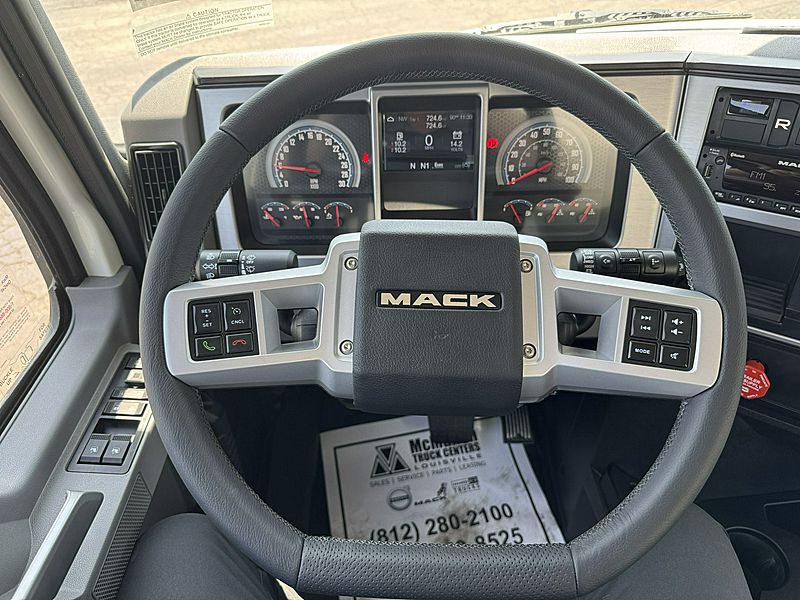 2026 Mack Anthem AN64T M742 For Sale | Daycab Sleeper | #M054634