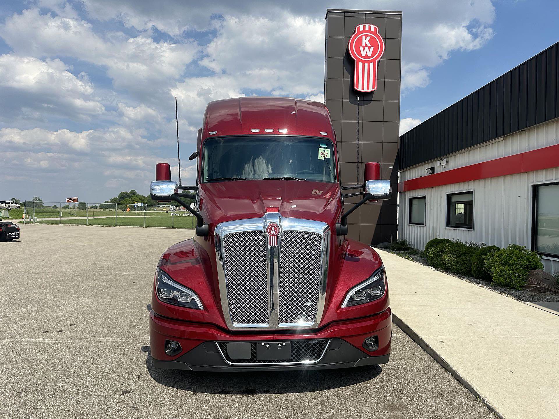 2026 Kenworth T680 For Sale | Sleeper Truck | #TJ194372