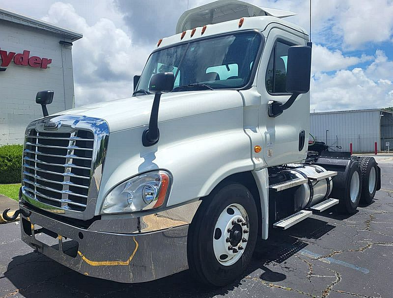 2020 Freightliner CASCADIA 125 For Sale | Day Cab | #895584