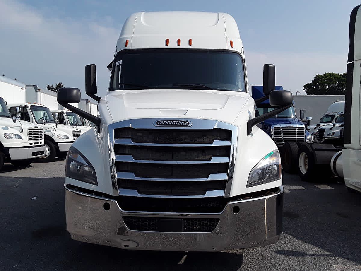 2019 Freightliner NEW CASCADIA PX12664 For Sale | 72" Sleeper | #881888