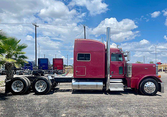 2005 Peterbilt 379 For Sale | Sleeper Truck | #CSA3673