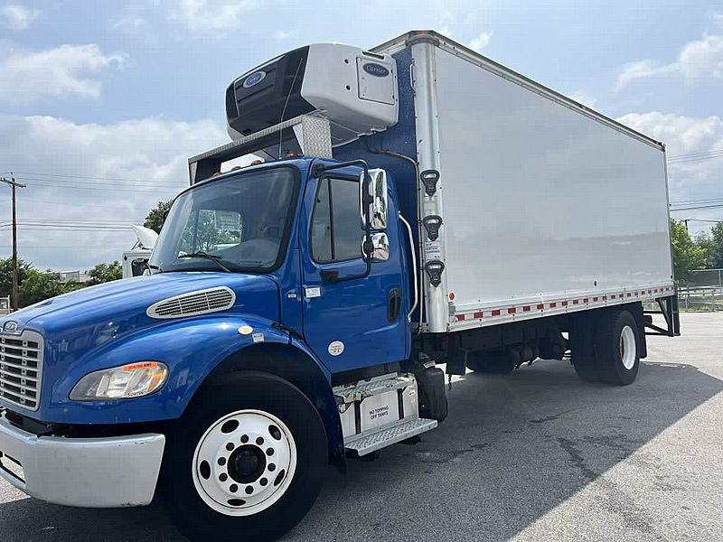 2018 International DuraStar 4300 For Sale | 26' Box | # 811137