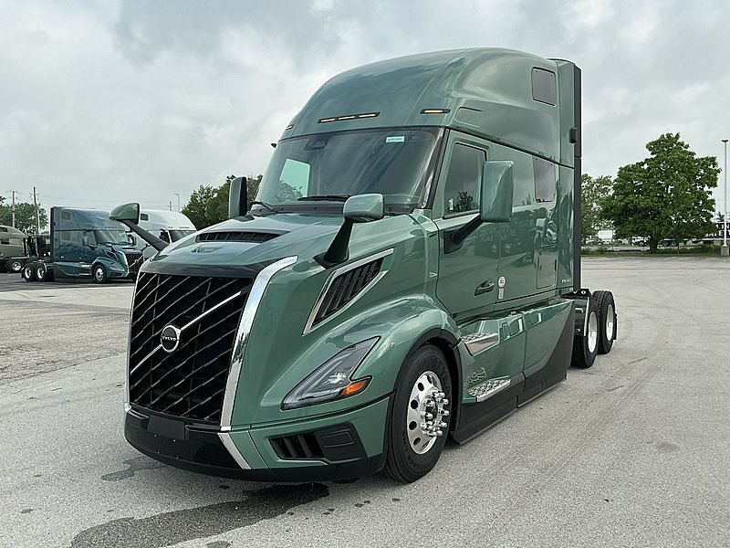 2025 Volvo VNL 860 For Sale | Day Cab | #V695745