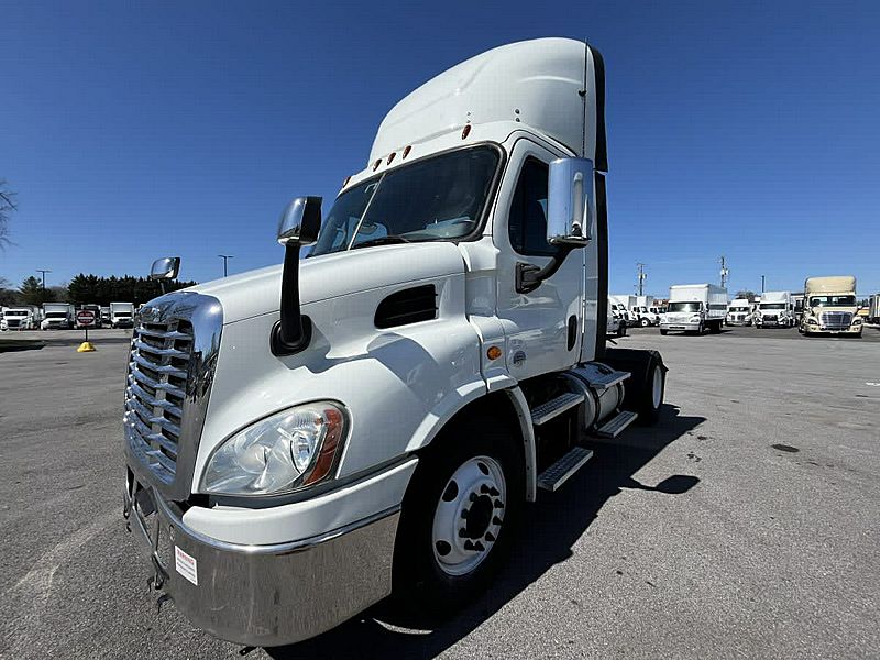 2018 Freightliner CASCADIA 113 For Sale | Day Cab | #752763