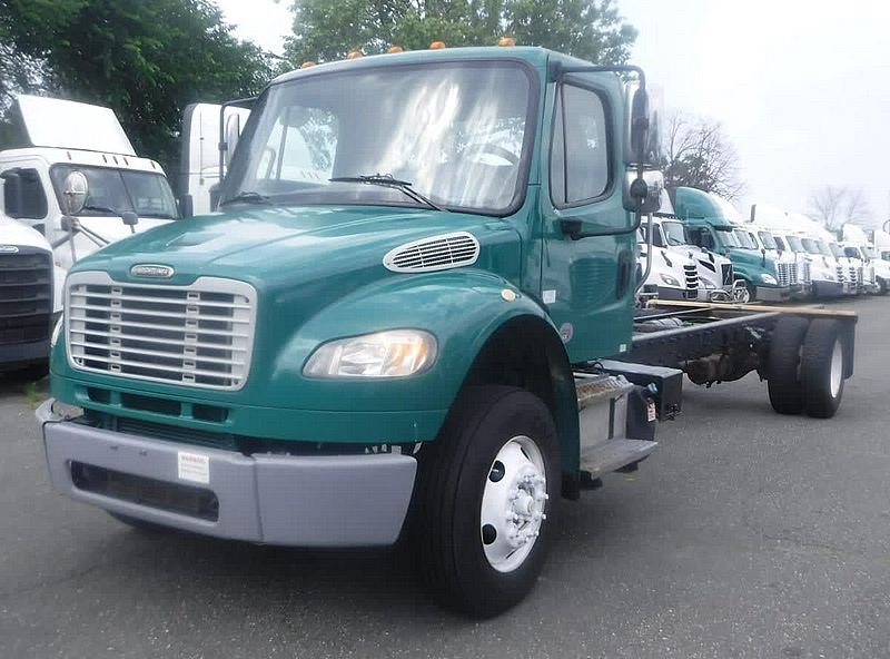 2020 Freightliner M2 106 For Sale | Day Cab | #879157
