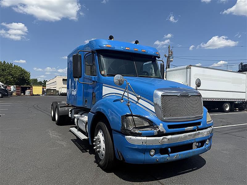2018 Freightliner Columbia Sleeper Trucks For Sale
