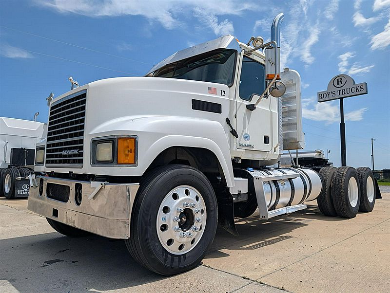 2013 Mack Pinnacle CHU613 For Sale | Day Cab | # 07MU031809