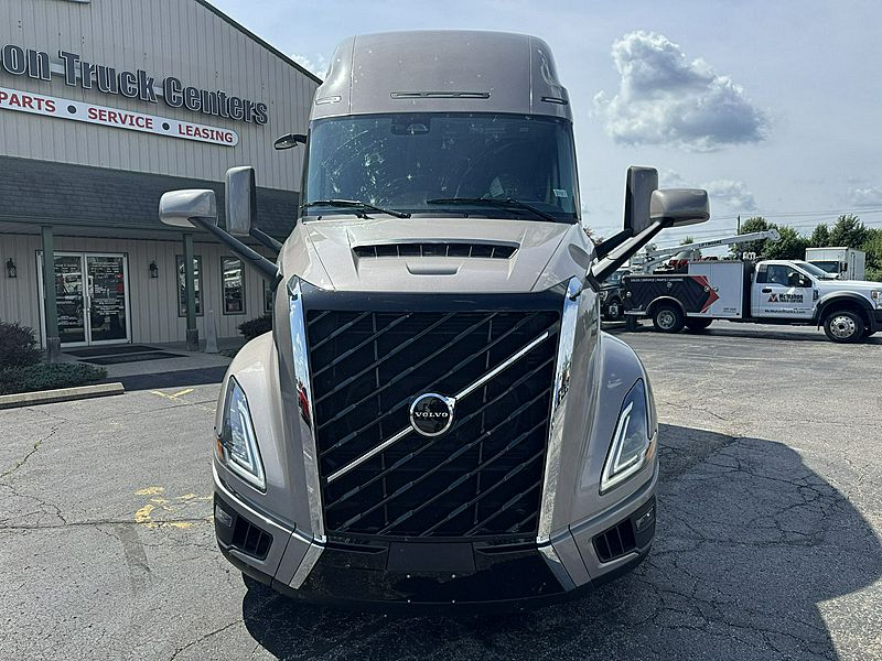 2026 Volvo VNL 860 For Sale | 74" Sleeper | #V707559