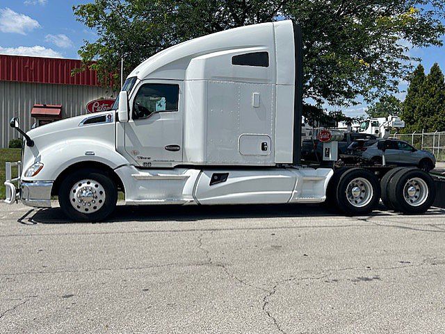 2020 Kenworth T680 For Sale | 58" Sleeper | #407272