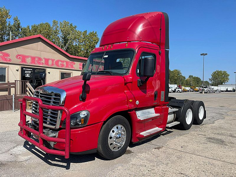 2016 Freightliner Cascadia For Sale | Day Cab | #24164