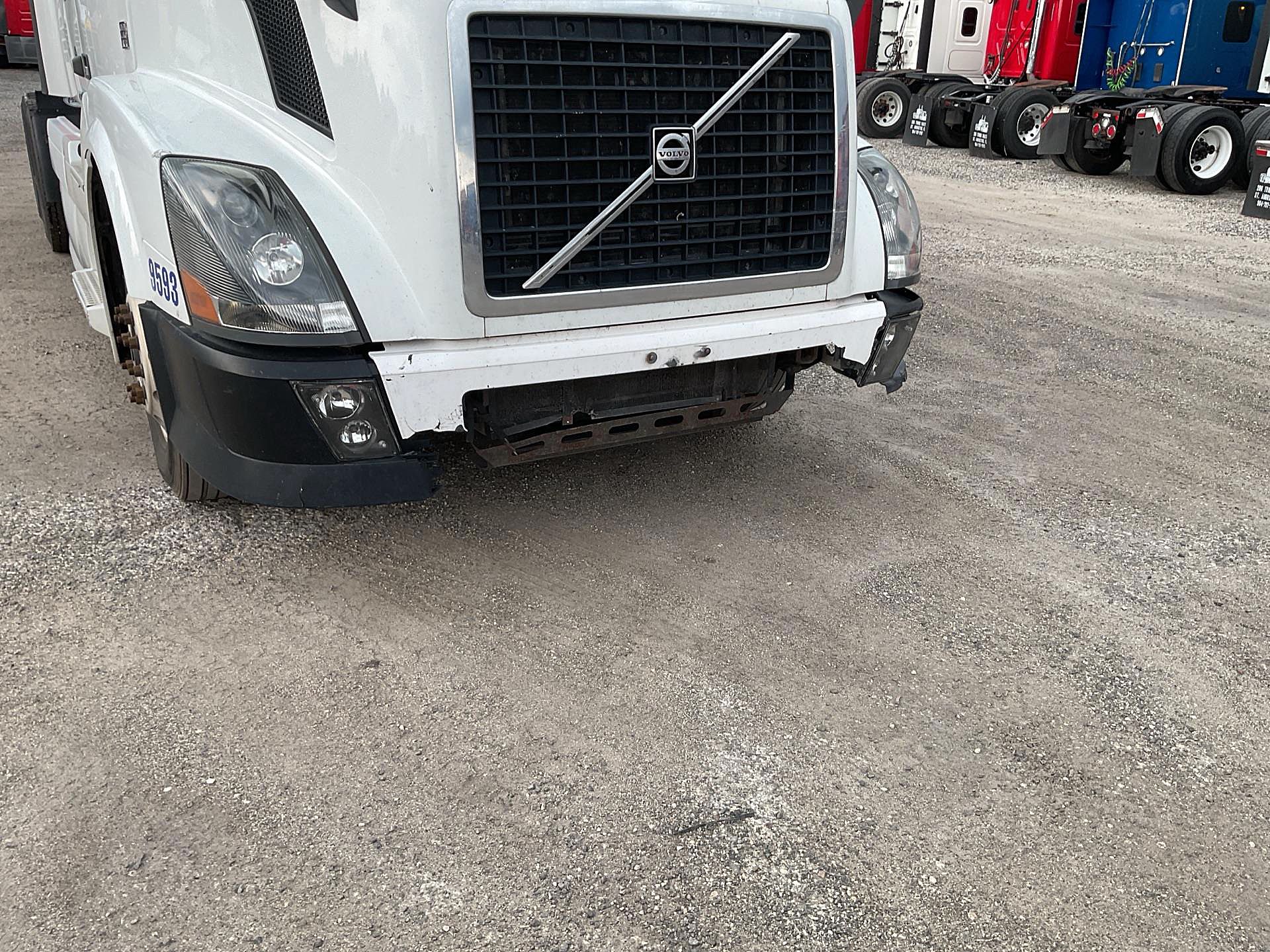 2015 Volvo VNL 670 For Sale | 67" Sleeper | #3936
