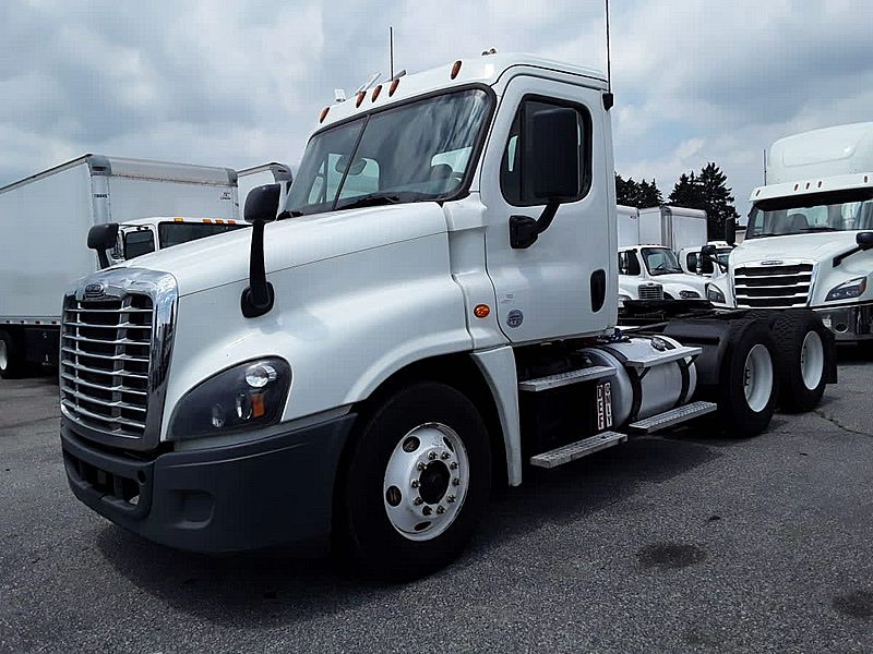 2018 Freightliner CASCADIA 125 For Sale | Day Cab | #684590