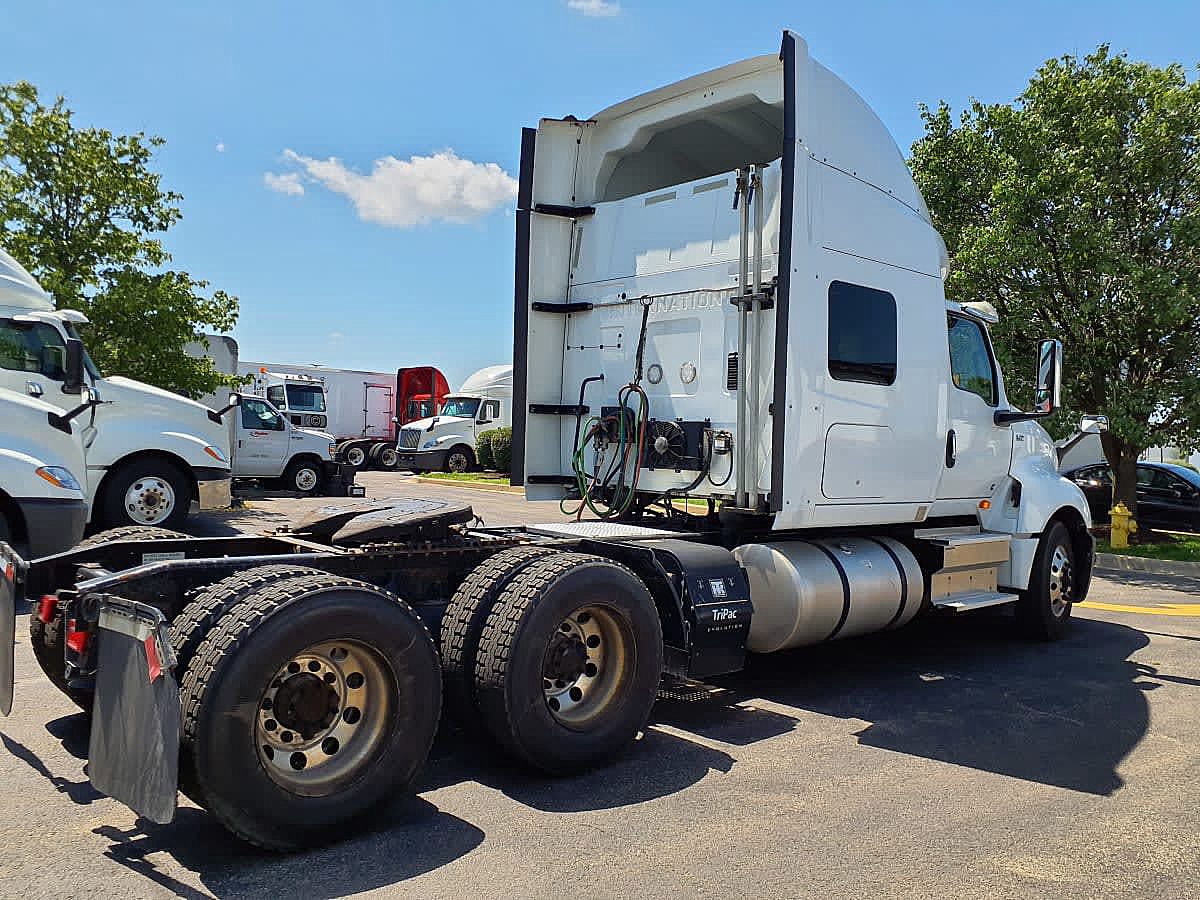 2019 International LT625 For Sale | 73" Sleeper | # LN272366