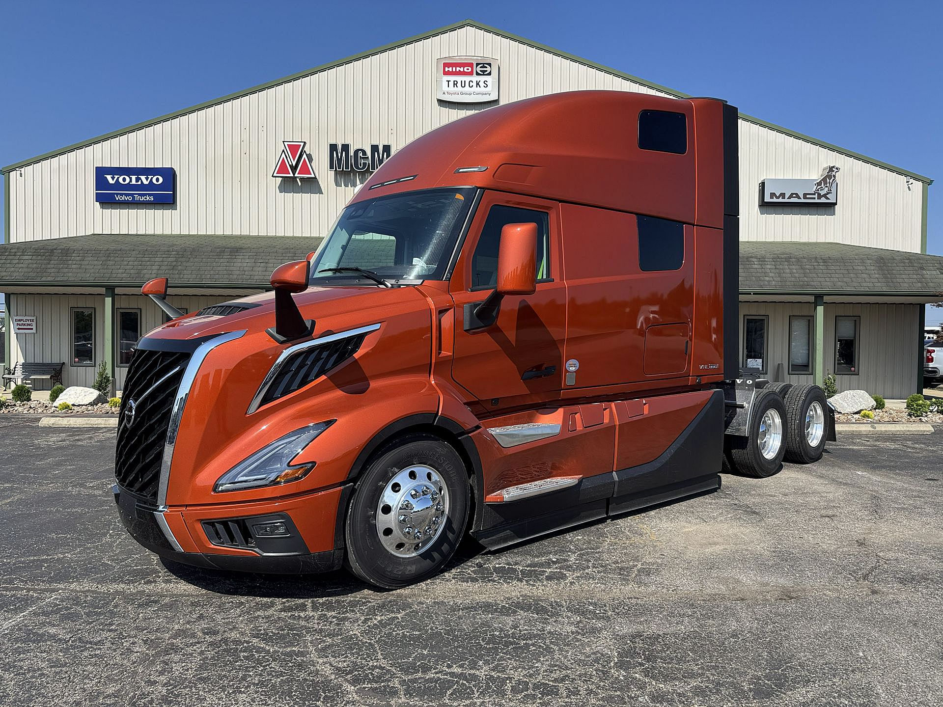 2026 Volvo VNL 860 For Sale | 74" Sleeper | #V707099