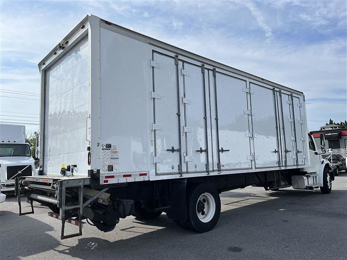 2019 Freightliner M2 106 For Sale | 26' Box | #860538