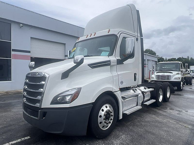 2020 Freightliner NEW CASCADIA PX12664 For Sale | Day Cab | #879795