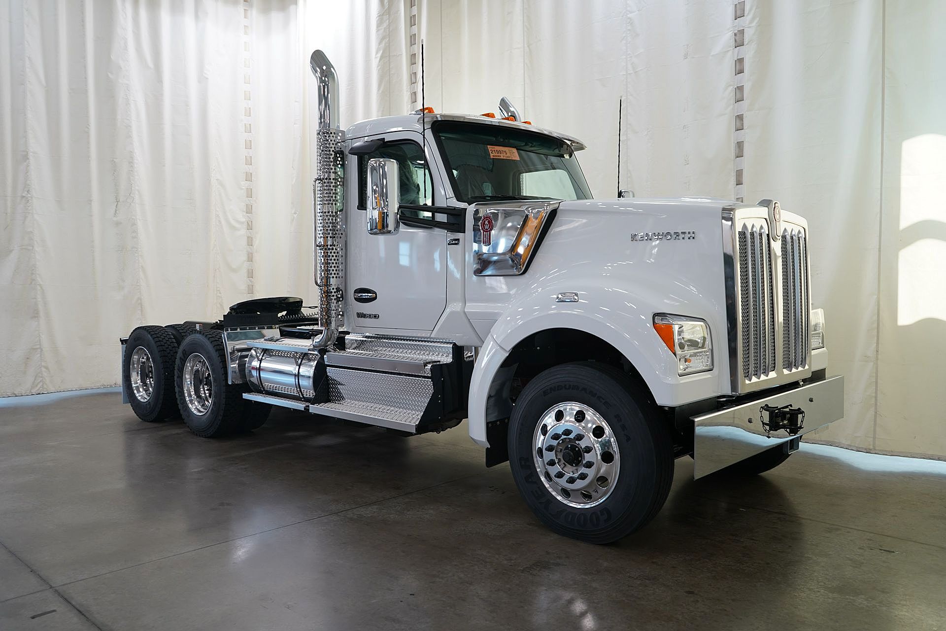2026 Kenworth W990 For Sale | Day Cab | #0606353