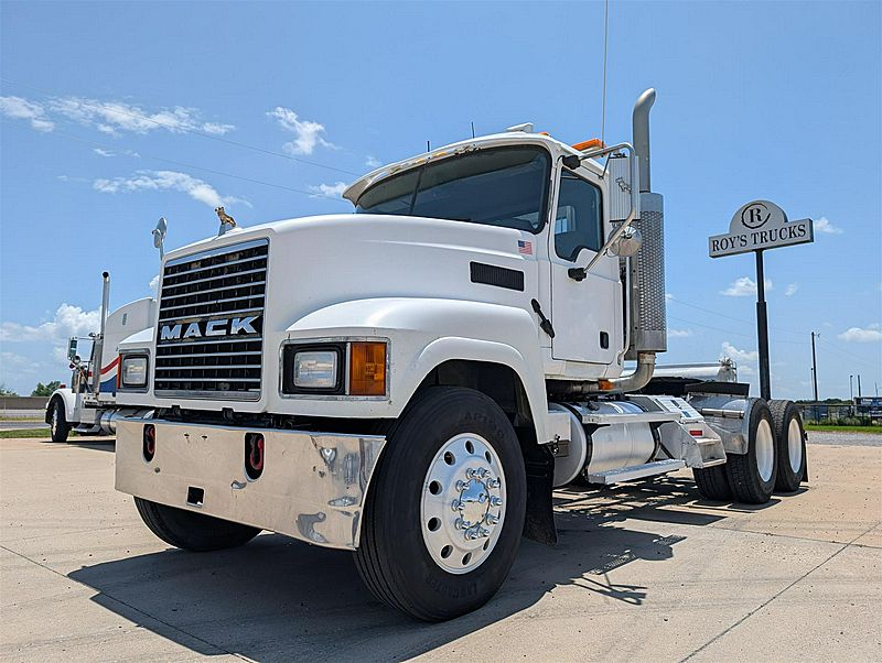 2006 Mack Pinnacle CHN613 For Sale | Day Cab | # 8970