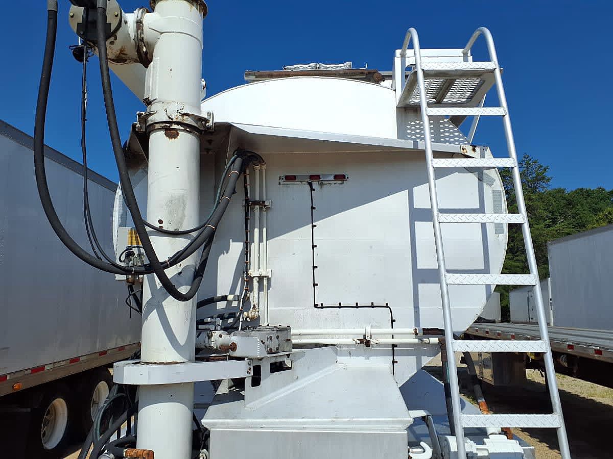 2012 LEDWELL 40' BULK FEED For Sale | Day Cab | #507845