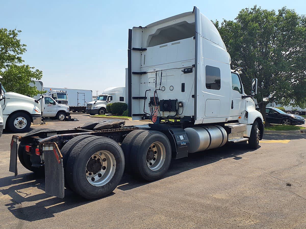 2019 International LT625 For Sale | 72" Sleeper | # 257979