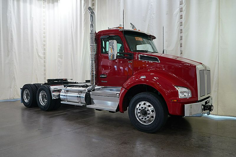 2026 Kenworth T880 For Sale | Day Cab | #0606025