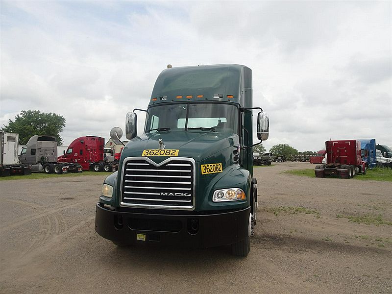 2017 Mack Pinnacle CXU613 For Sale | Day Cab | # 9657