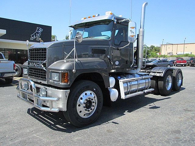 2021 Mack Pinnacle PI64T For Sale | Day Cab | #13MM008672