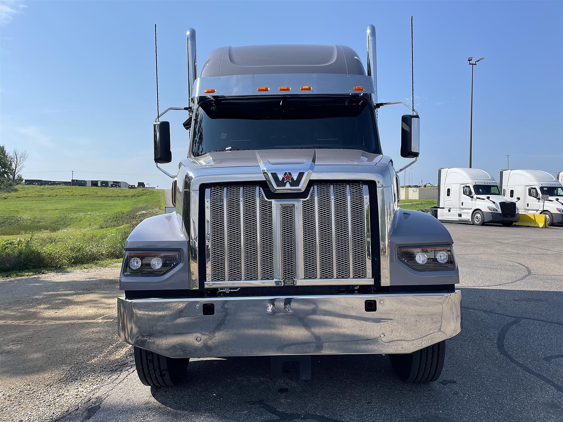 2026 Western Star 49X For Sale | 72" Sleeper | #W1018