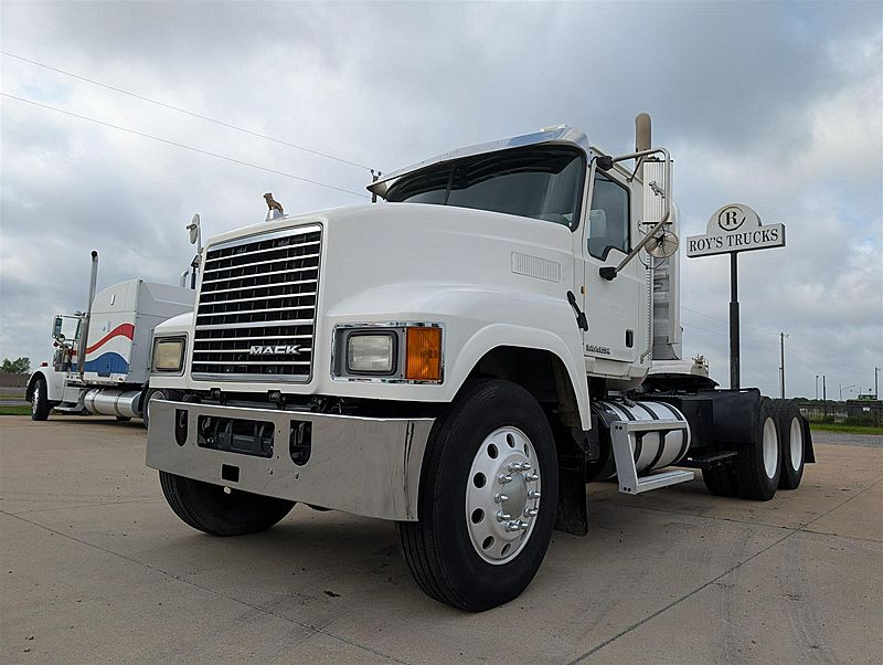 2014 Mack Pinnacle CHU613 For Sale | Day Cab | # 4842G