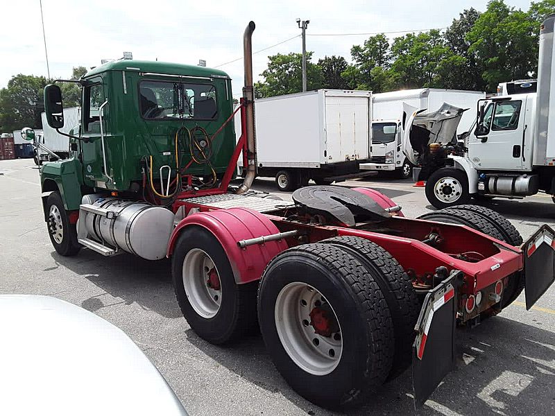 2018 Mack Pinnacle CHU613 For Sale | Day Cab | # M002023