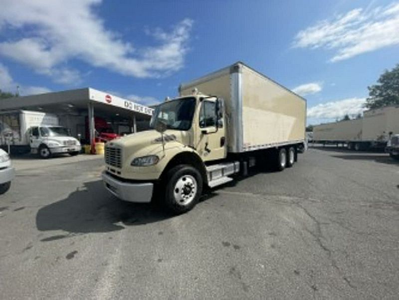 2017 Freightliner M2 106 For Sale | 24' Box | #679878