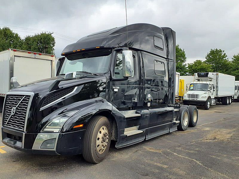 2020 Volvo VNL 860 For Sale | 73" Sleeper | #232947