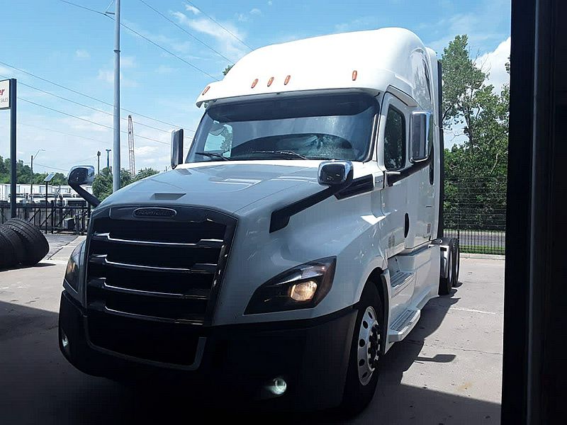 2020 Freightliner NEW CASCADIA PX12664 For Sale | 70" Sleeper | #263550