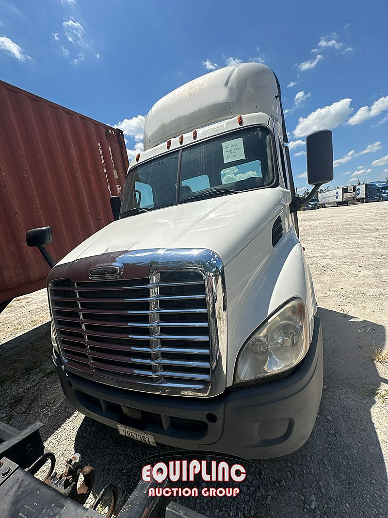 2014 Freightliner CASCADIA For Sale | Day Cab | #CMEFM6770
