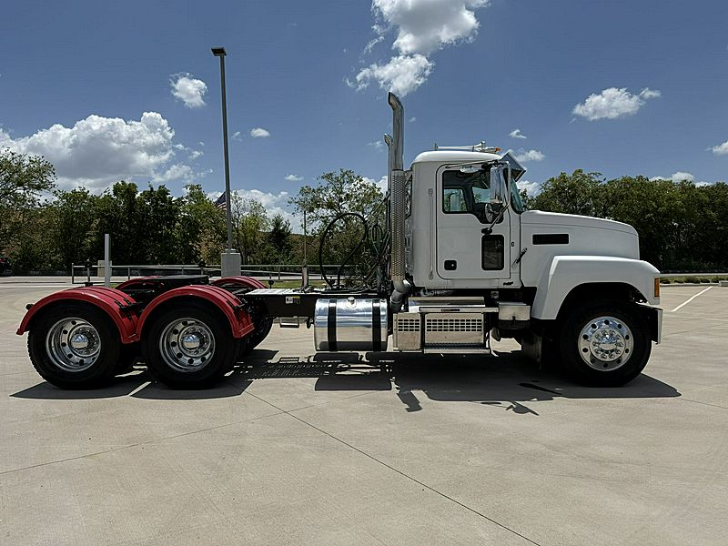 2021 Mack PINNACLE 64T For Sale | Day Cab | # 22HU012073