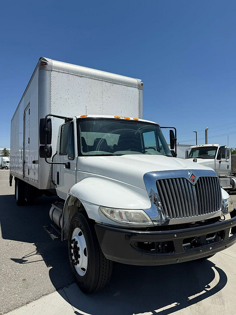 2018 International DuraStar 4300 For Sale | Box Van | #769020