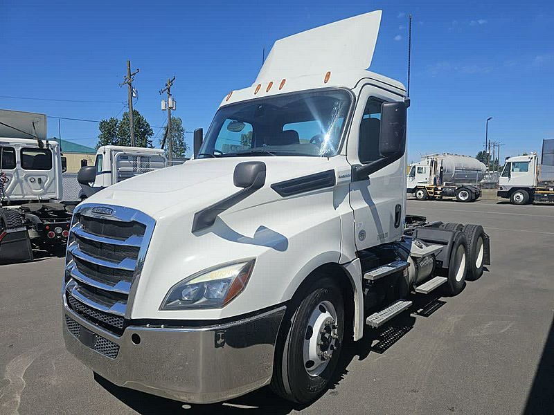2019 Freightliner NEW CASCADIA PX12664 For Sale | Day Cab | #810048