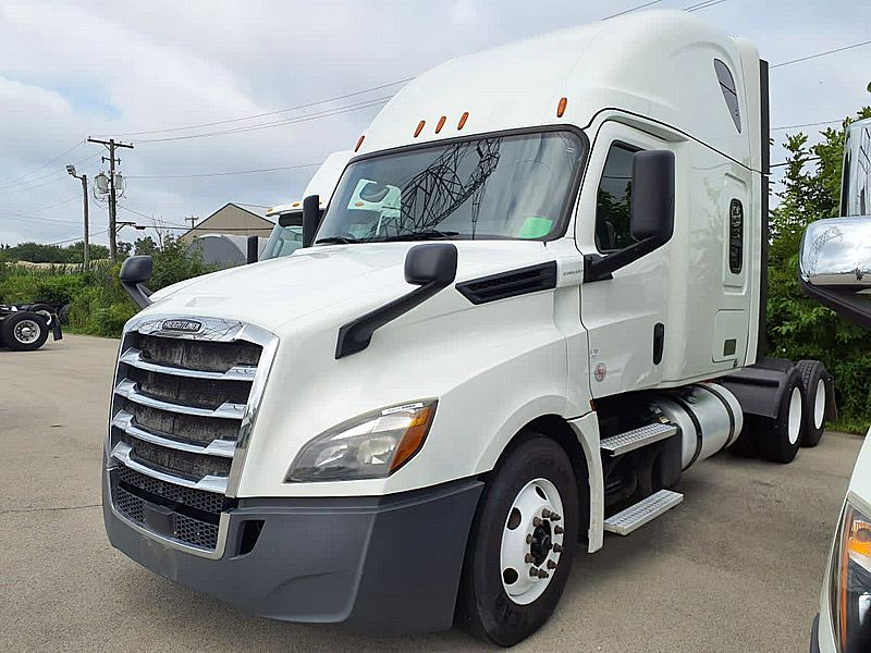2019 Freightliner NEW CASCADIA PX12664 For Sale | 84" Sleeper | #826750