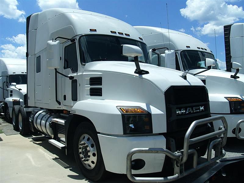 2021 Mack ANTHEM For Sale | 70" Sleeper | #271000