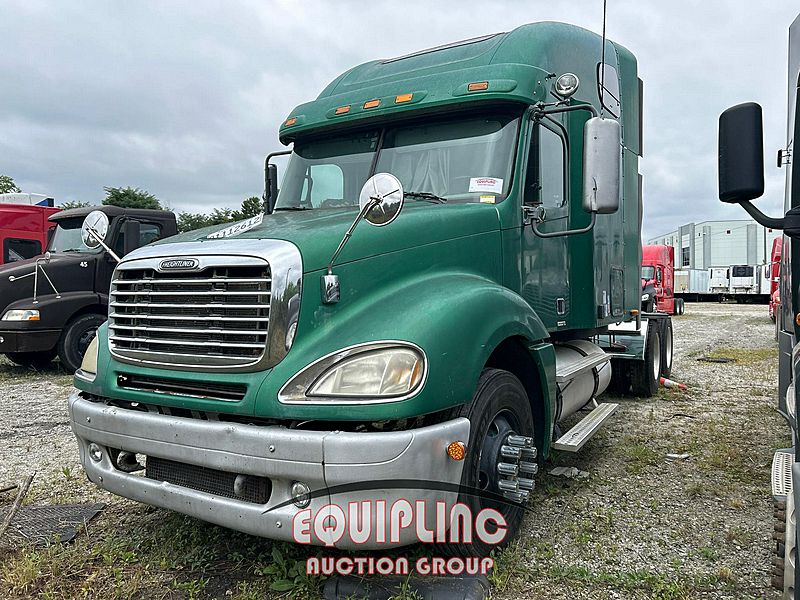 2017 Freightliner Columbia Sleeper Trucks For Sale
