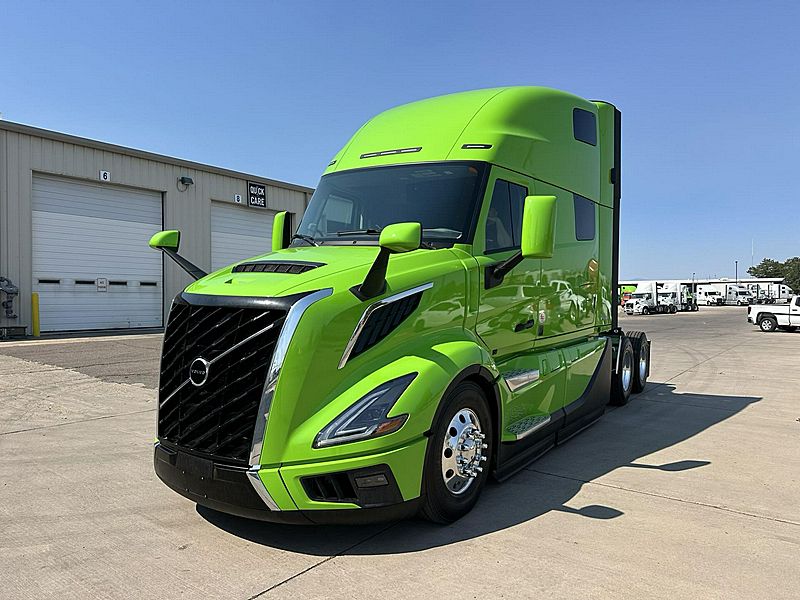 2026 Volvo VNL 860 For Sale | Sleeper Truck | #23VN707674
