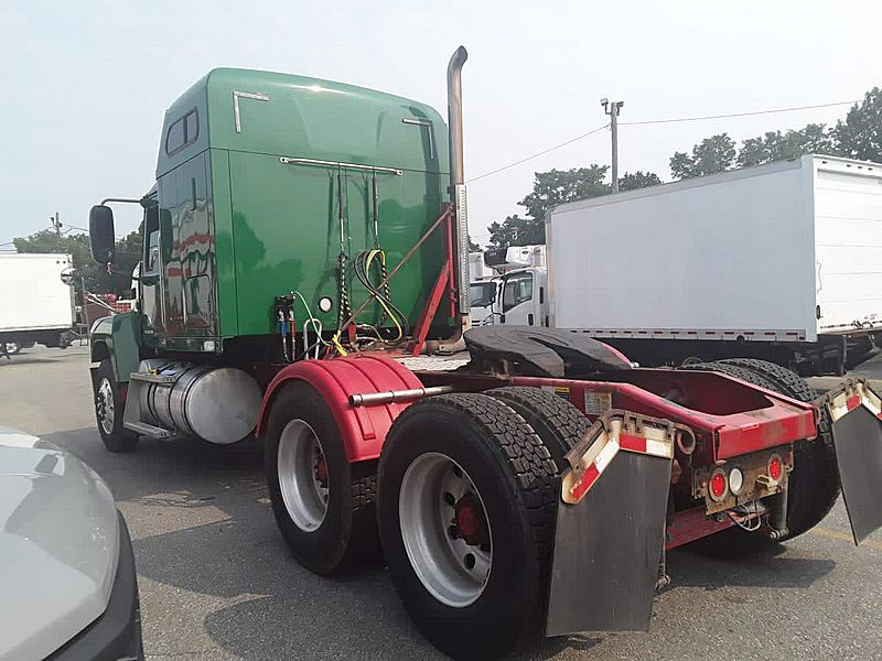 2018 Mack Pinnacle CHU613 For Sale | 60" Sleeper | # GT06796