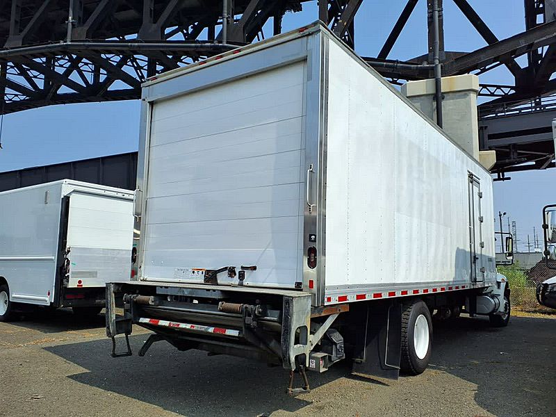 2018 International DuraStar 4300 For Sale | 26' Box | #686562