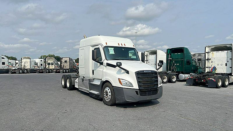 2020 Freightliner Cascadia 126 For Sale | 72" Sleeper | #12601
