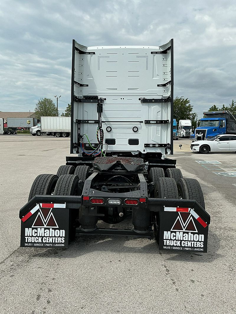 2026 Volvo VNL 860 For Sale | 77" Sleeper | #V710731
