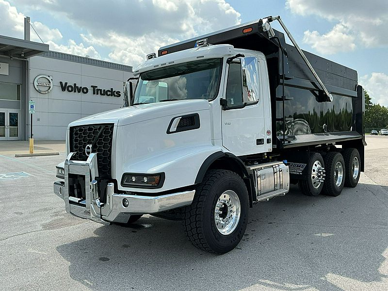 2026 Volvo VHD84B300 For Sale | Day Cab | #V681339