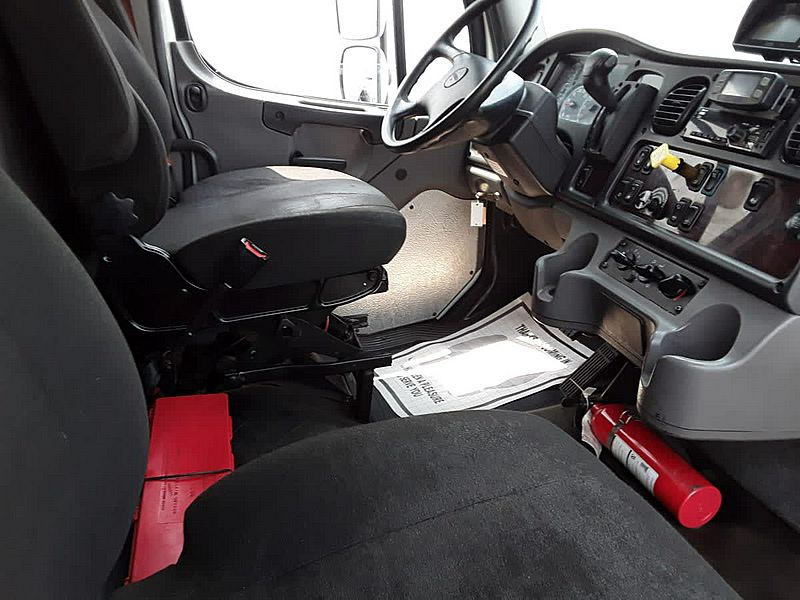 2022 Freightliner M2 106 For Sale | Box Van | #506668